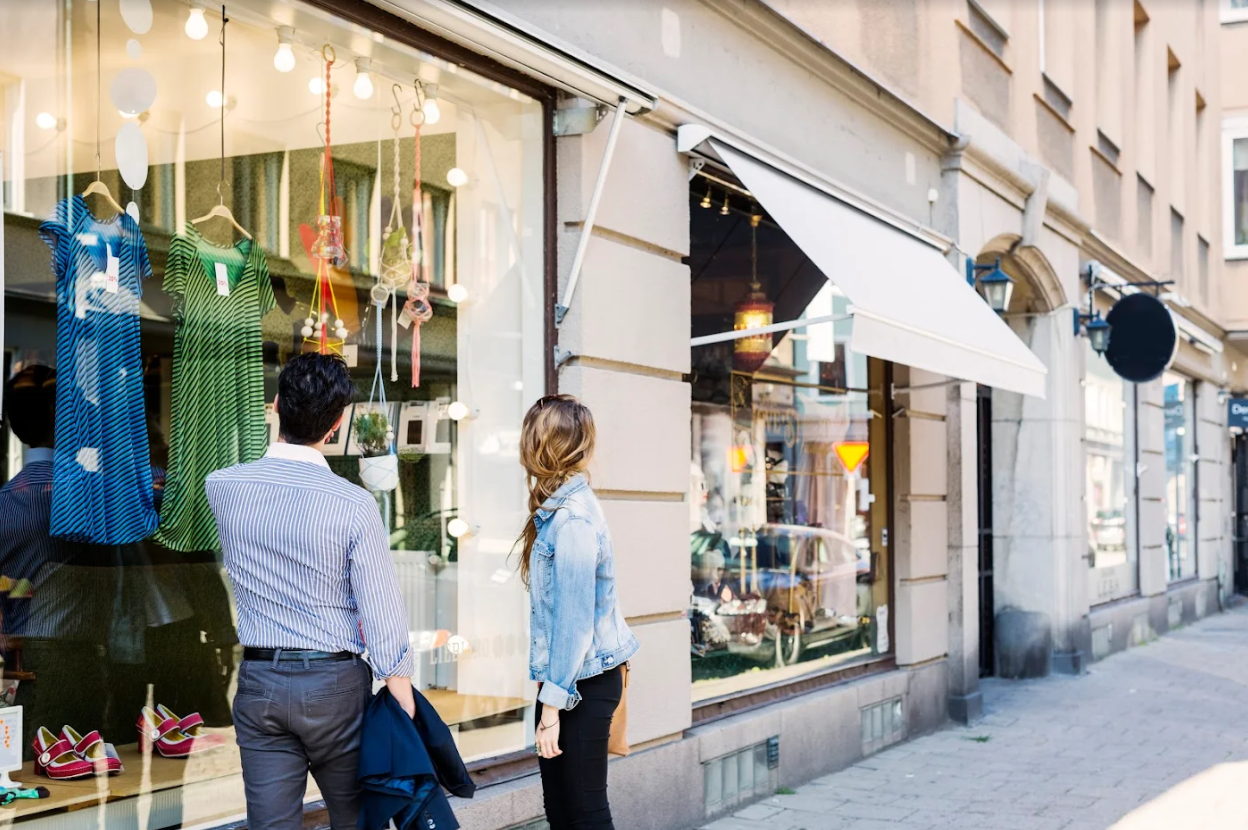 8 Ways To Support Local Toronto Businesses - Medallion Corporation